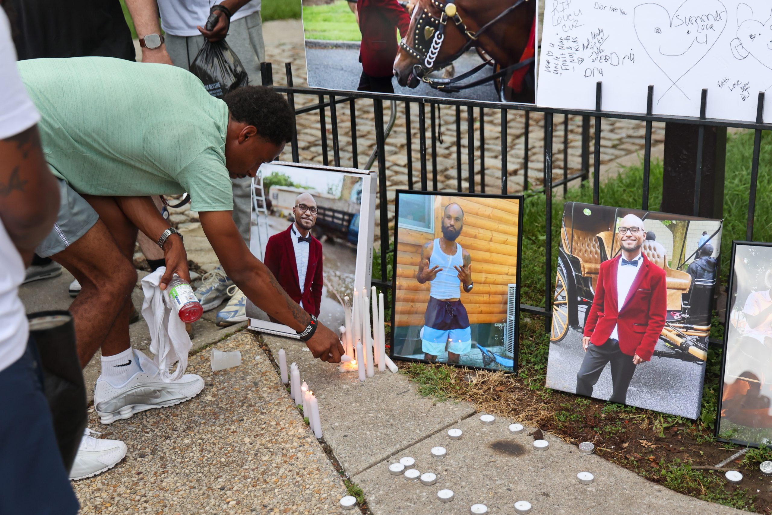Family mourns arabber slain by police as new details emerge | Baltimore ...